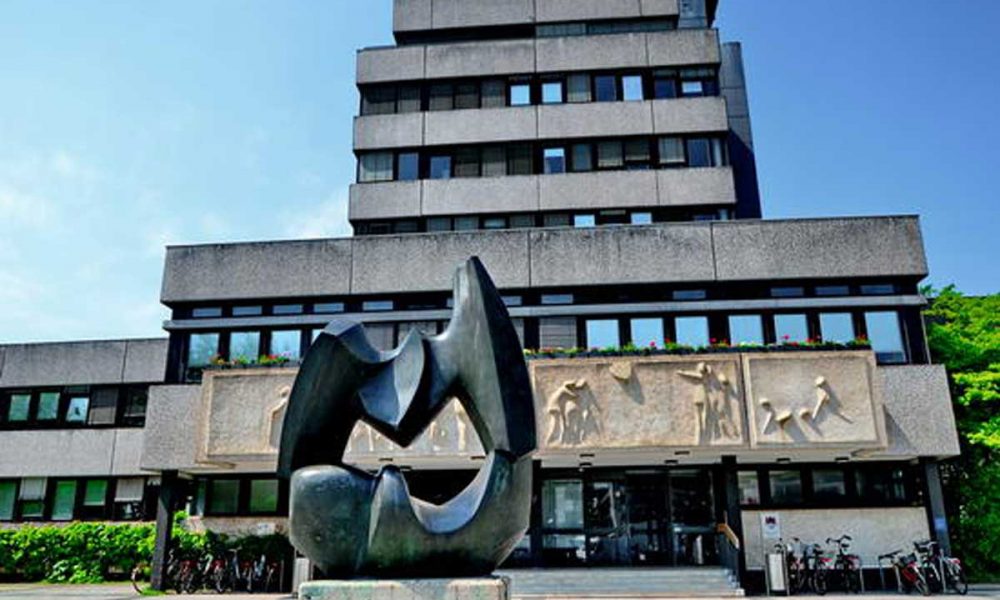 Stadt Ahrensburg präsentiert Wahlergebnisse im Rathaus