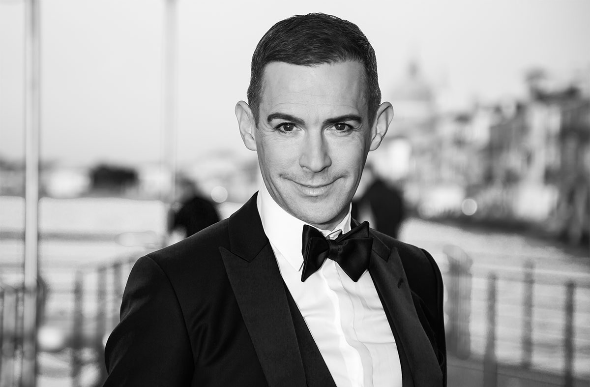 "Absolut!": Tim Fischer singt Chansons in Bargteheide